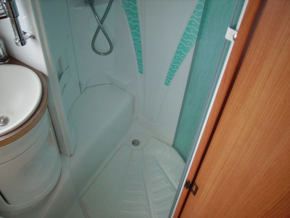 2007 Chausson Welcome 75 - SOLD | Black Country Caravans & Camping