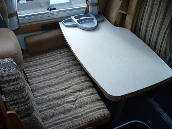 2007 Chausson Welcome 75 - SOLD | Black Country Caravans & Camping