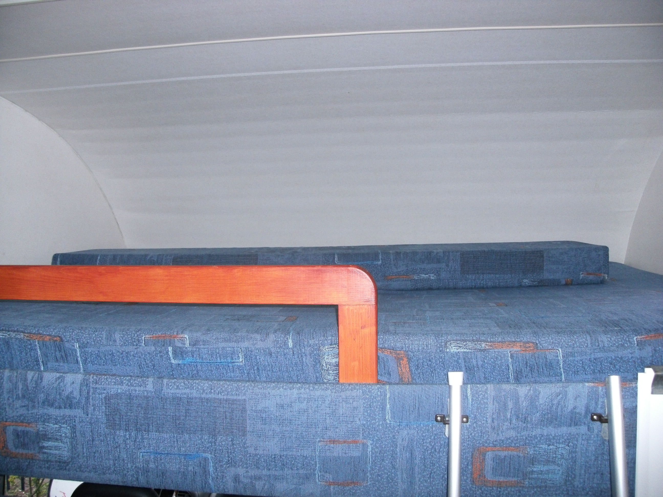 2005 Joint E33 - SOLD | Black Country Caravans & Camping