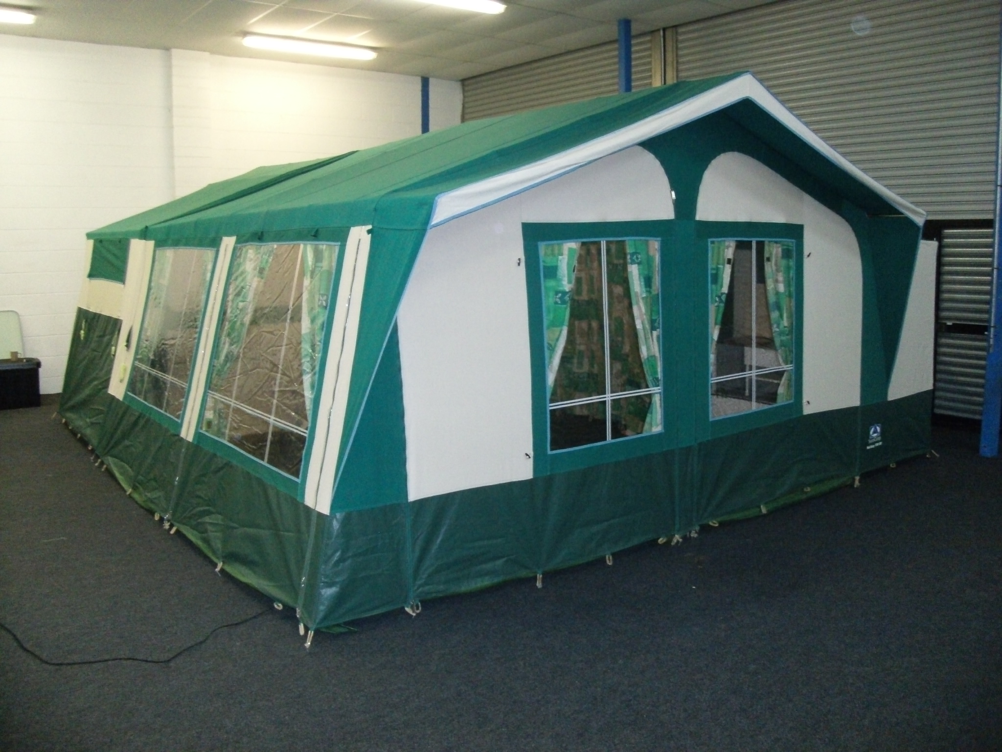 2006 Sunncamp Holiday 350SE - SOLD | Black Country Caravans & Camping