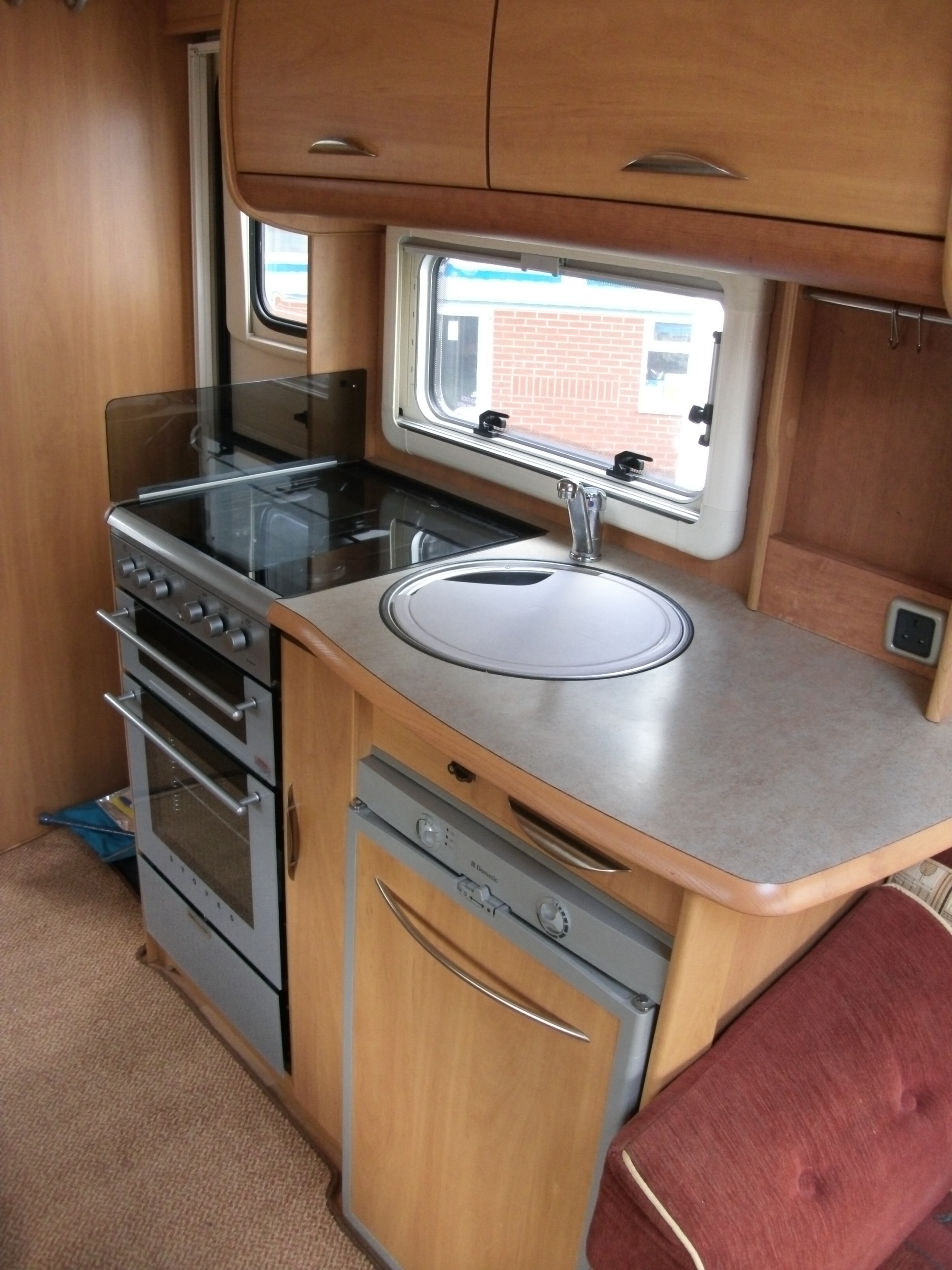 2005 Swift Challenger 520 - SOLD | Black Country Caravans & Camping