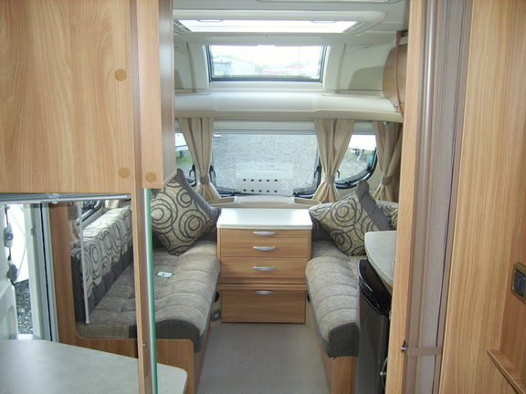 2011 Swift Challenger 565 - SOLD | Black Country Caravans & Camping