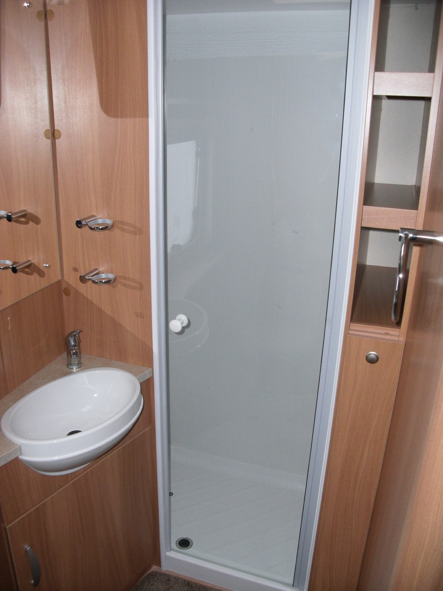 2010 Swift Challenger 570 - SOLD | Black Country Caravans & Camping