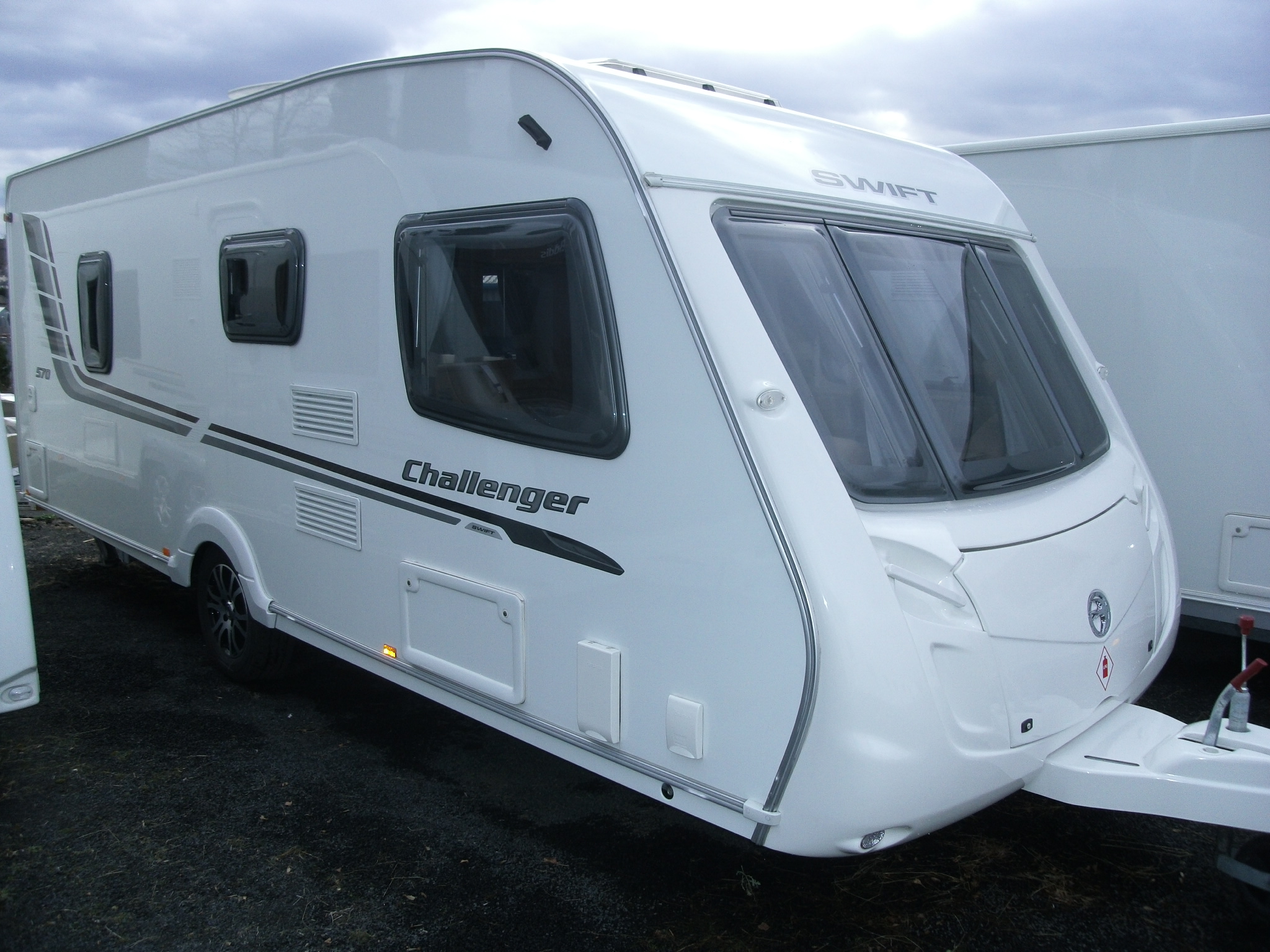 2010 Swift Challenger 570 - SOLD | Black Country Caravans & Camping